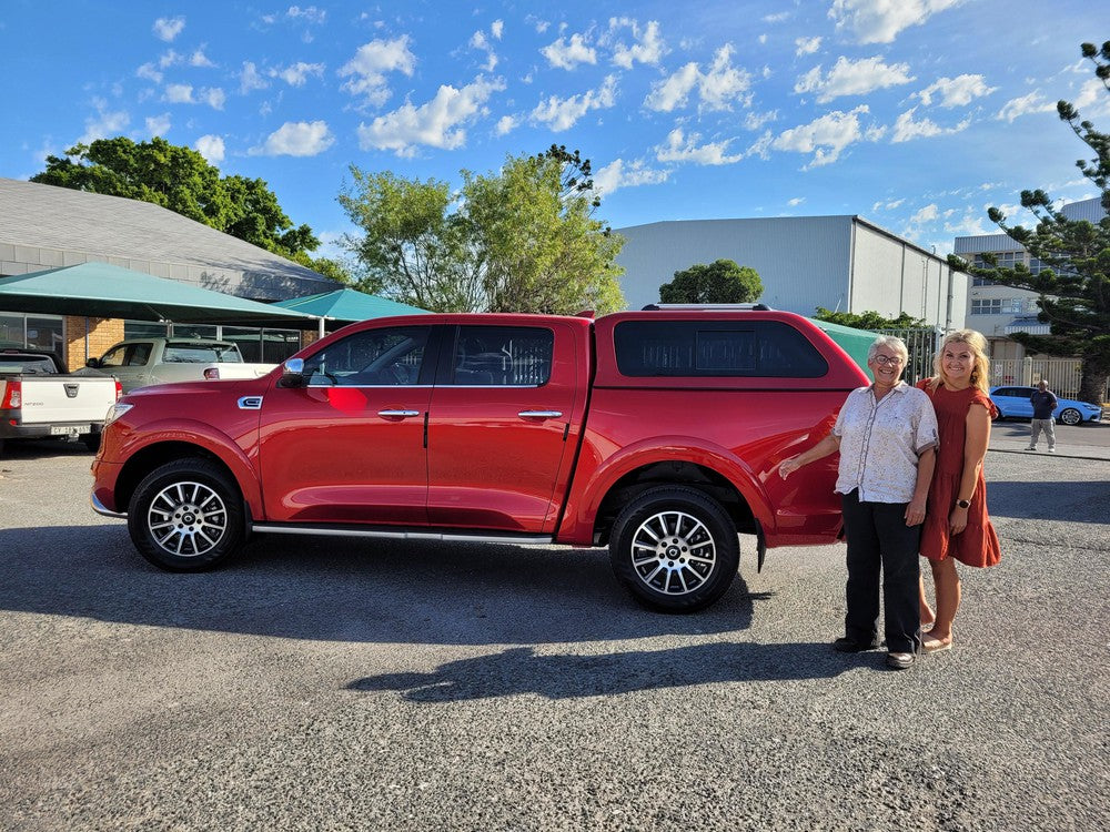 P Series Double Cab Platinum – AndyCab